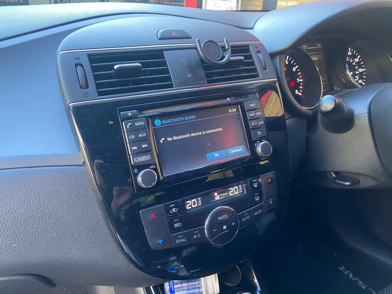 Nissan Pulsar 2017 model upgraded with Pioneer SPH-DA360DAB wireless ...